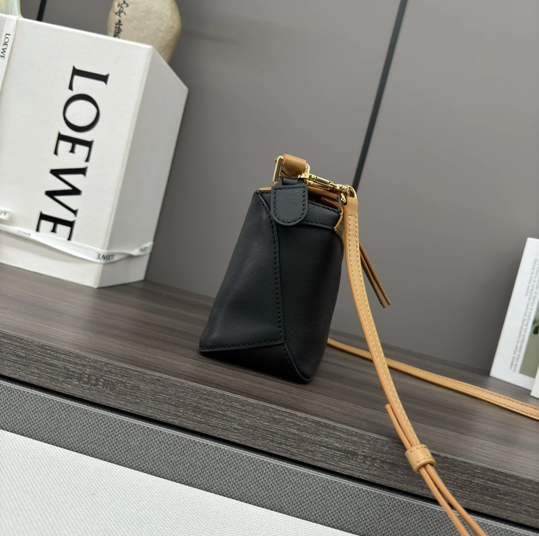 Exact replica Loewe Puzzle Bags