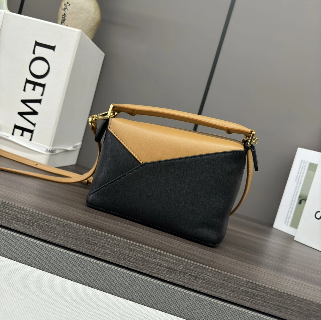 Exact replica Loewe Puzzle Bags