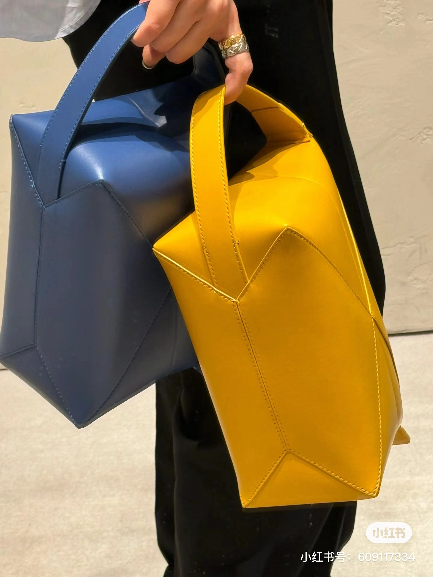 Top mirror Loewe Puzzle Bags