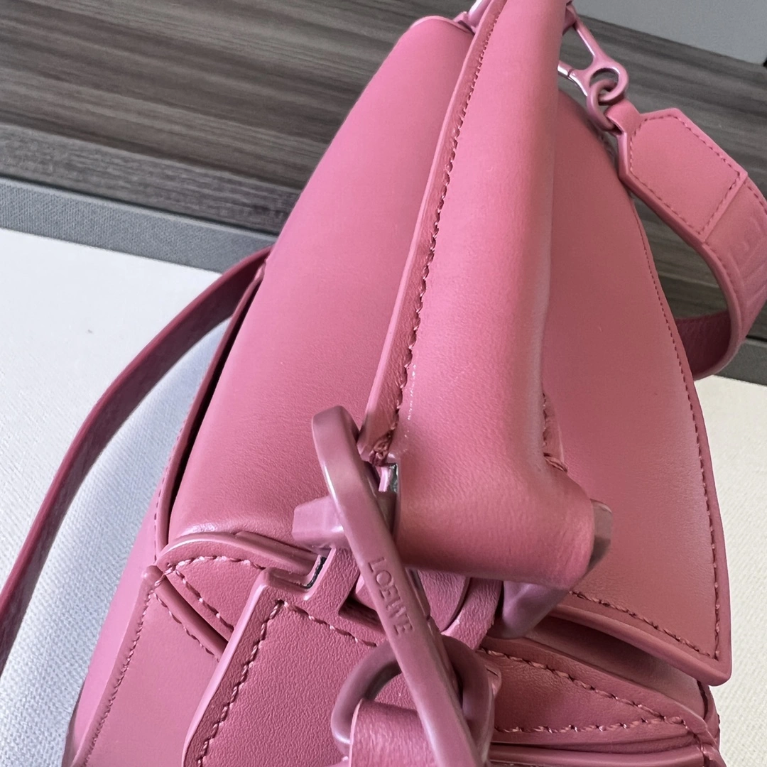 Exact replica Loewe Puzzle Bags