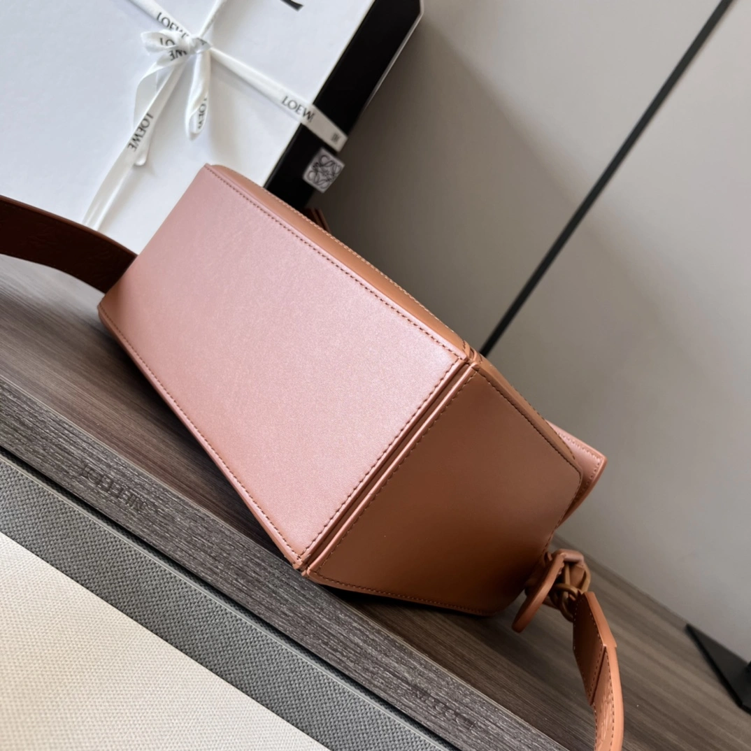 Exact replica Loewe Puzzle Bags