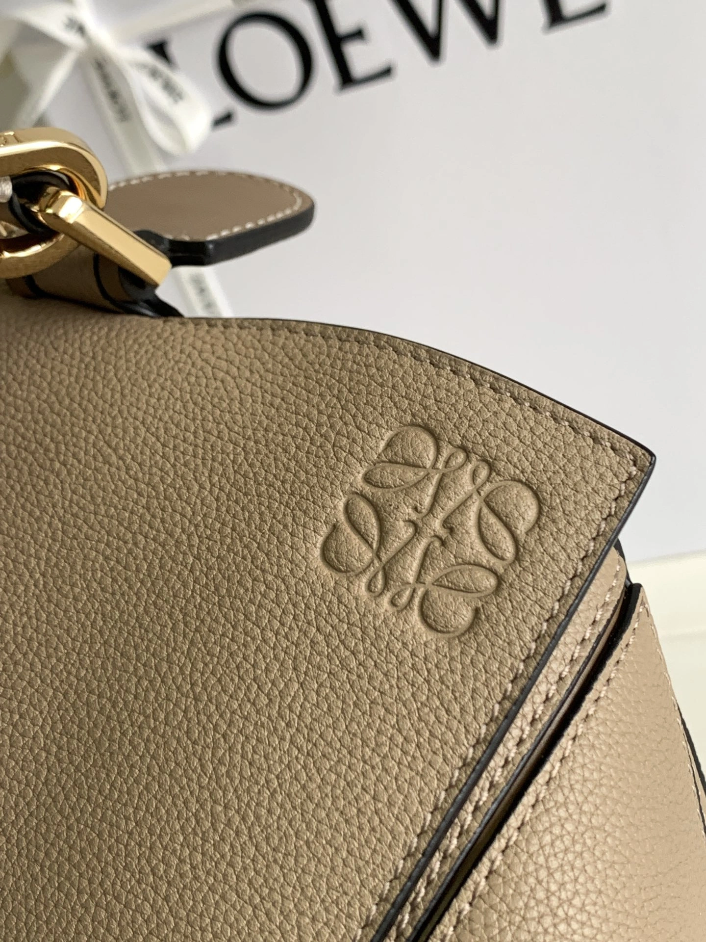 Brand-authenticated Loewe Puzzle Bags