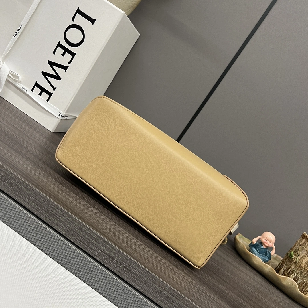 Brand-original Loewe Puzzle Bags