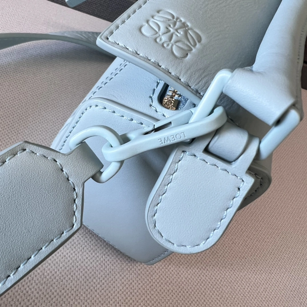 Discounted Loewe Puzzle Bags