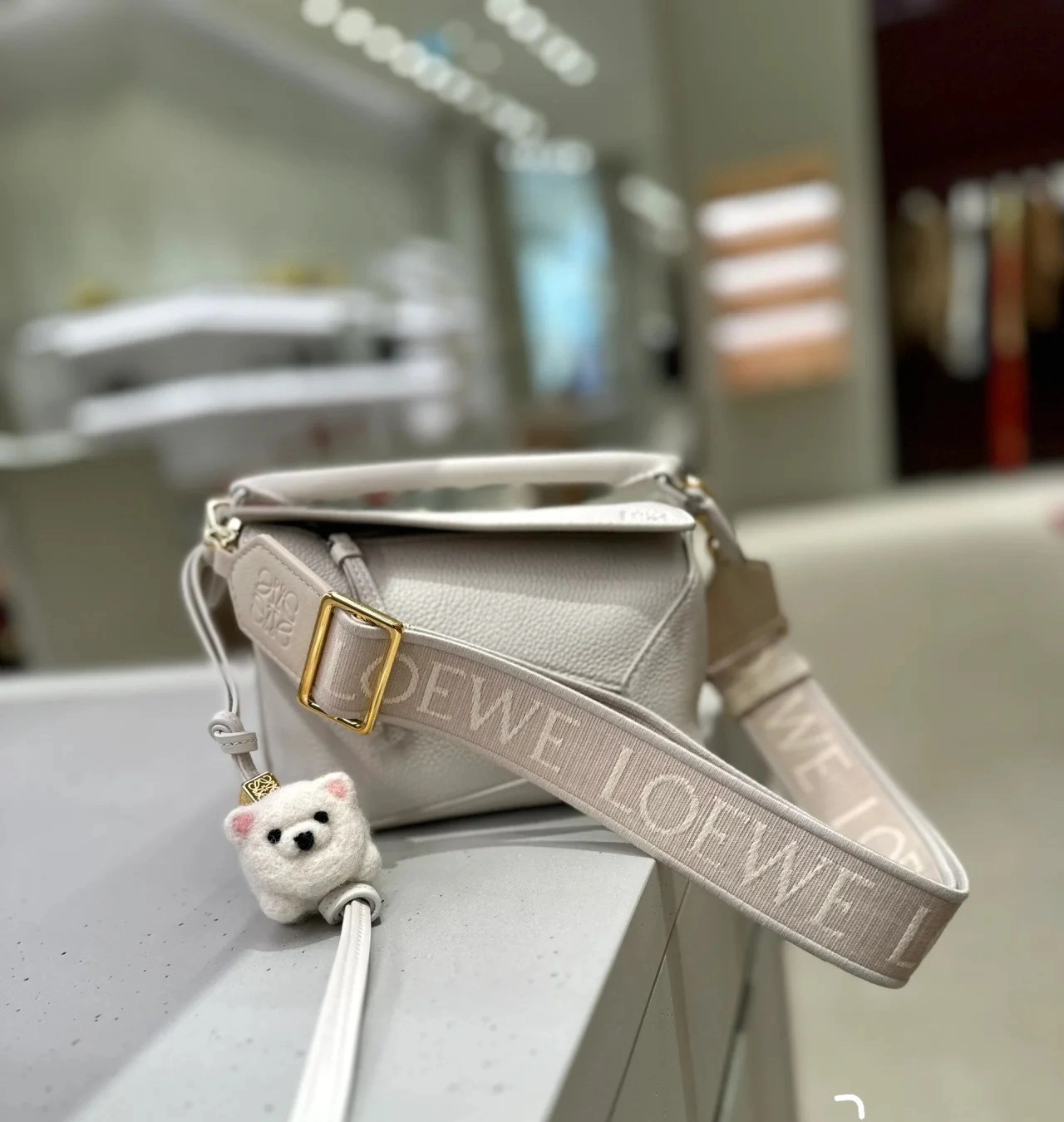 Official Loewe Puzzle Bags