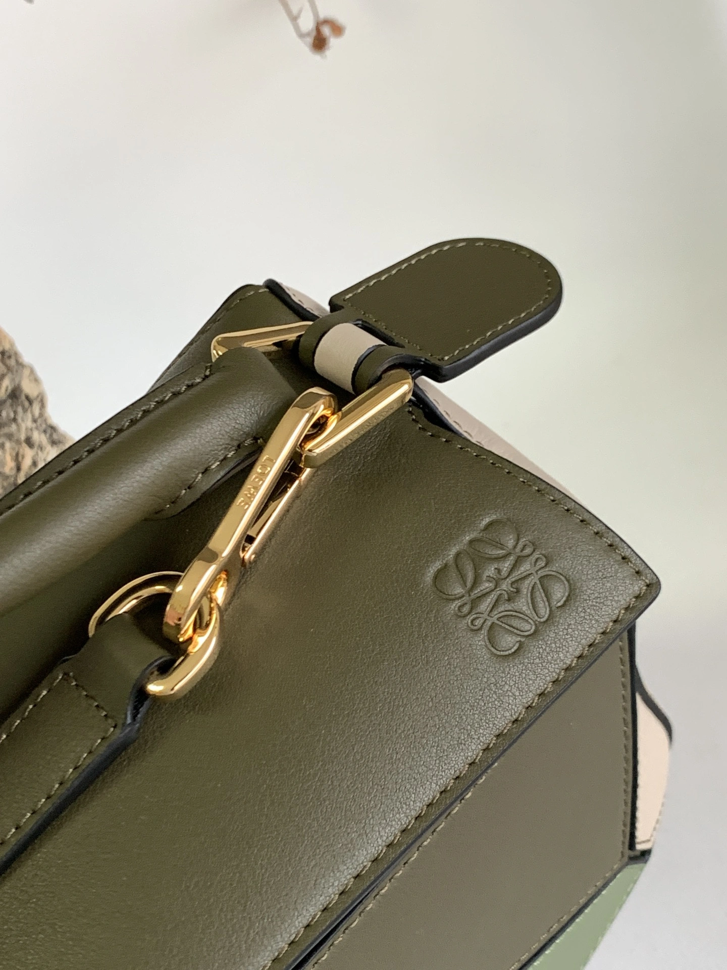 Budget-friendly Loewe Puzzle Bags