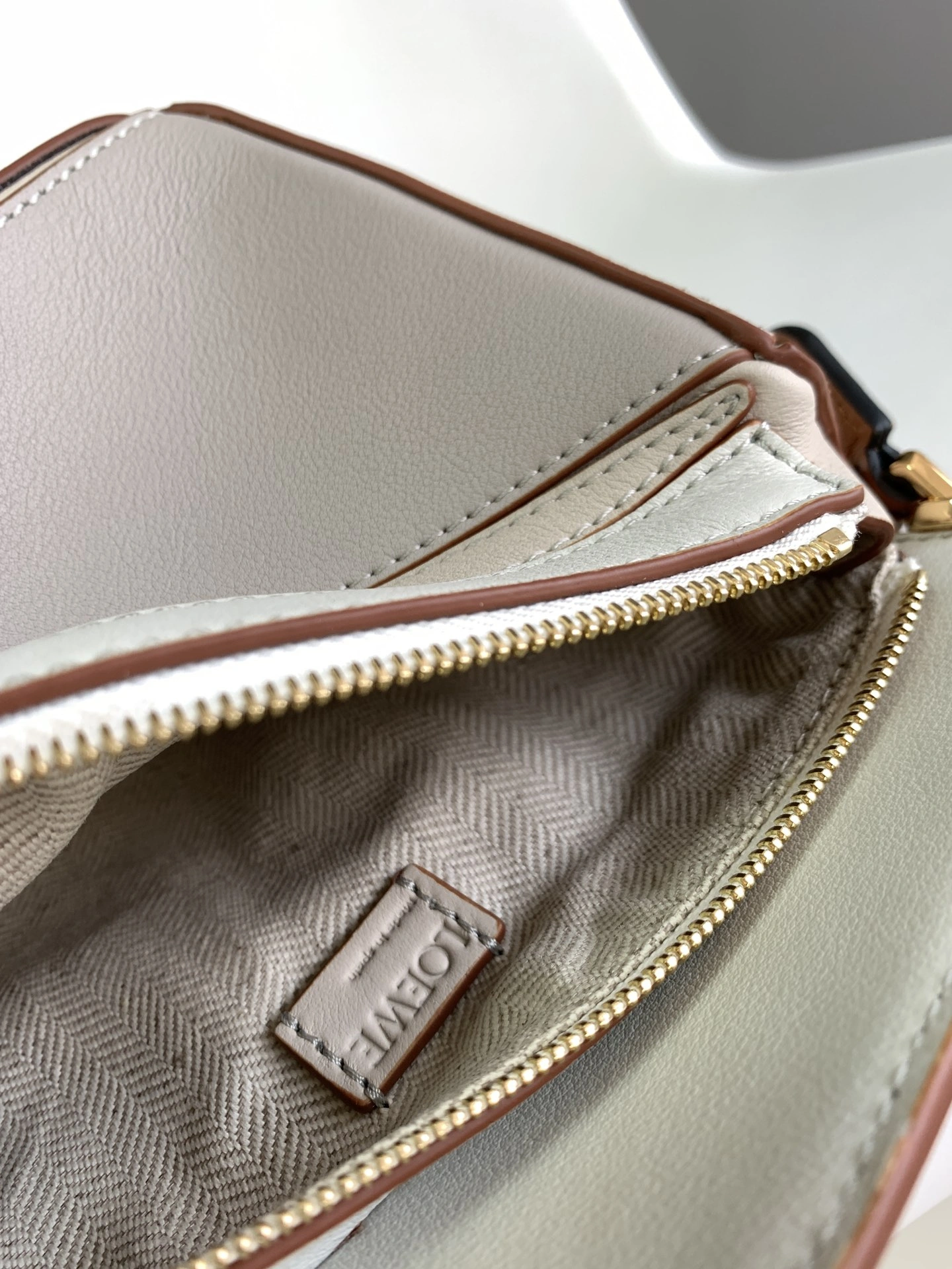 Reasonably priced Loewe Puzzle Bags