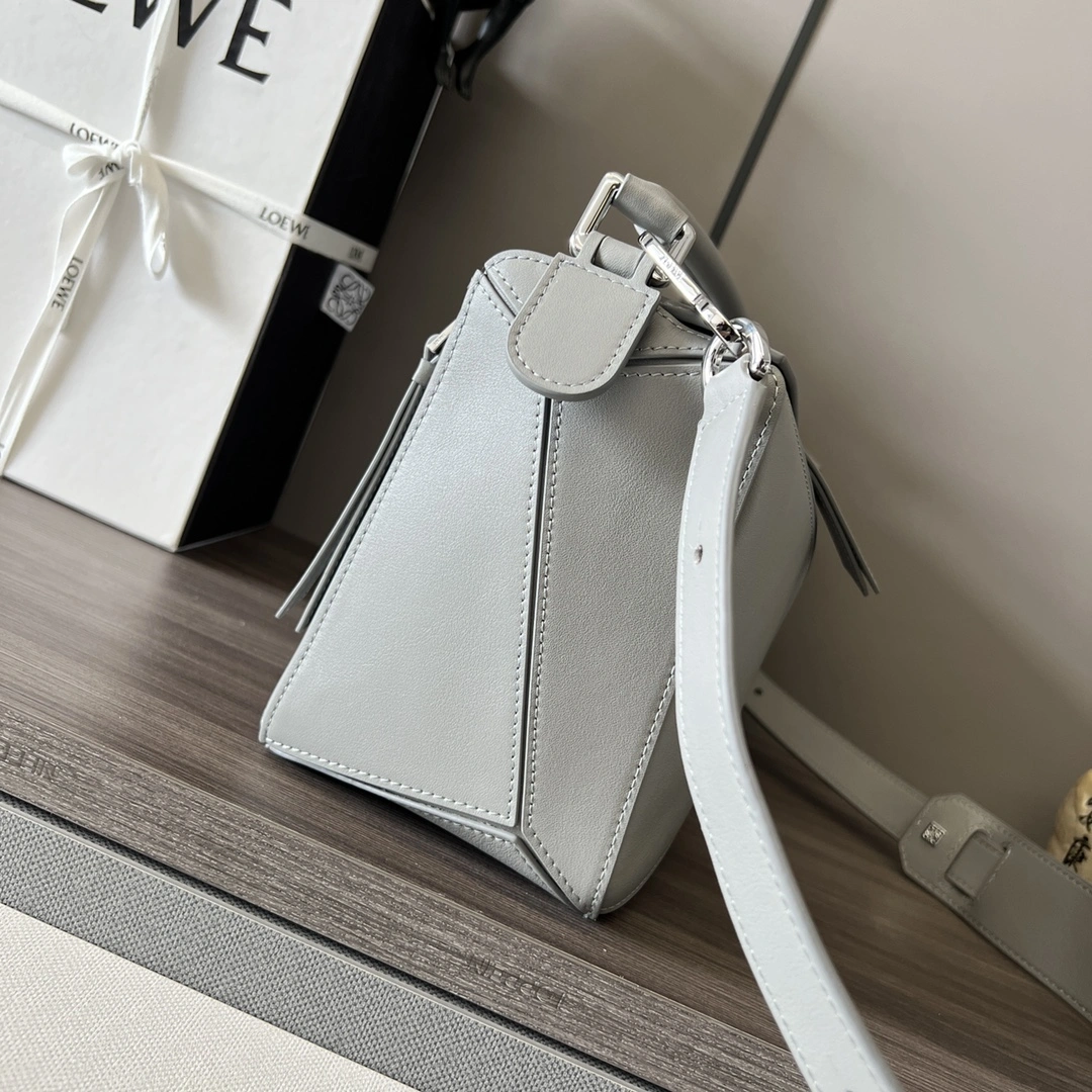 Affordable Loewe Puzzle Bags