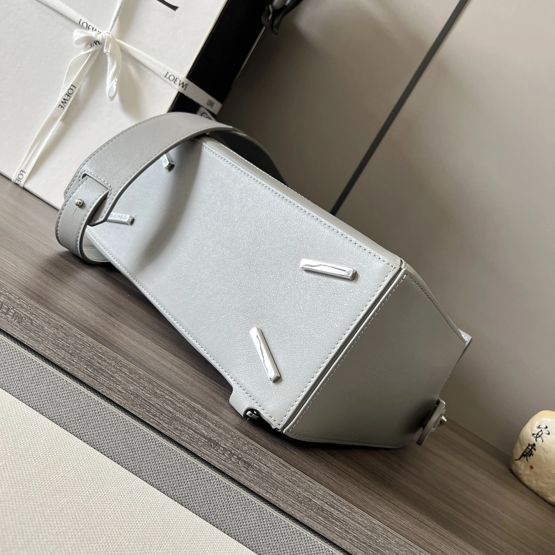 Affordable Loewe Puzzle Bags