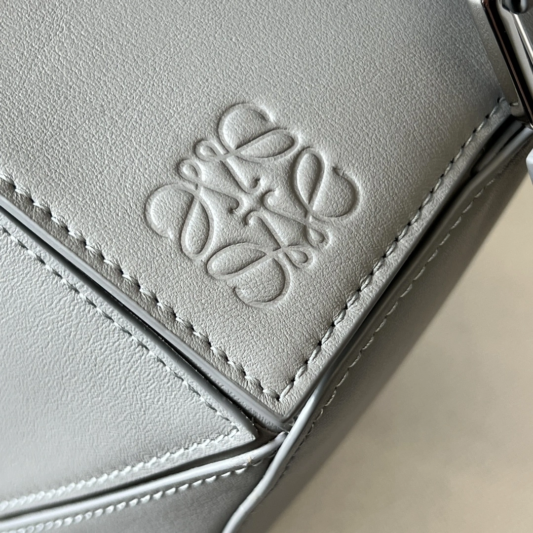 Affordable Loewe Puzzle Bags