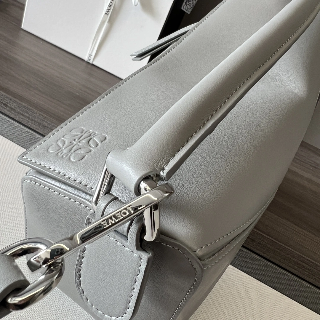 Affordable Loewe Puzzle Bags