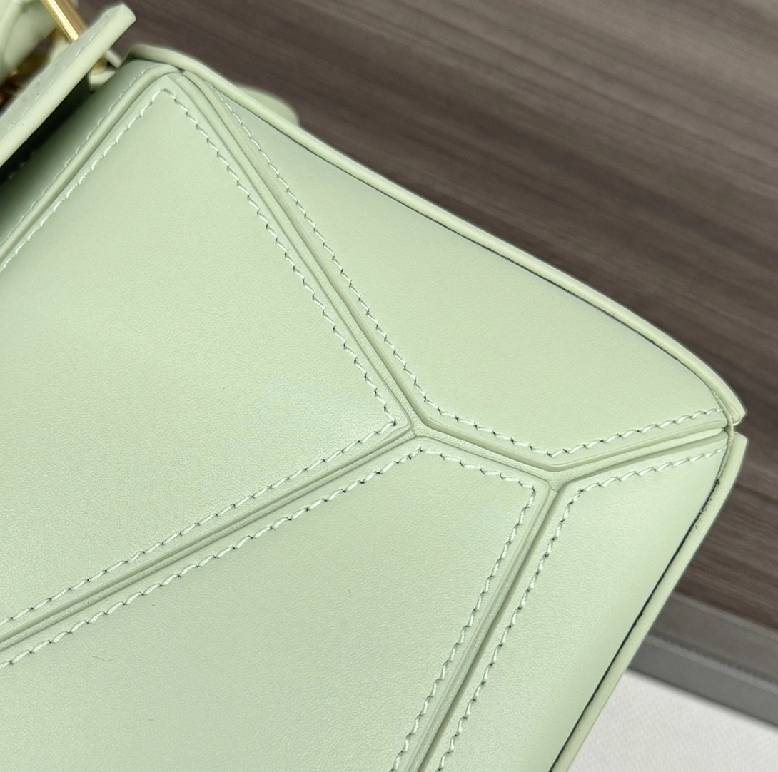 Reasonably priced Loewe Puzzle Bags