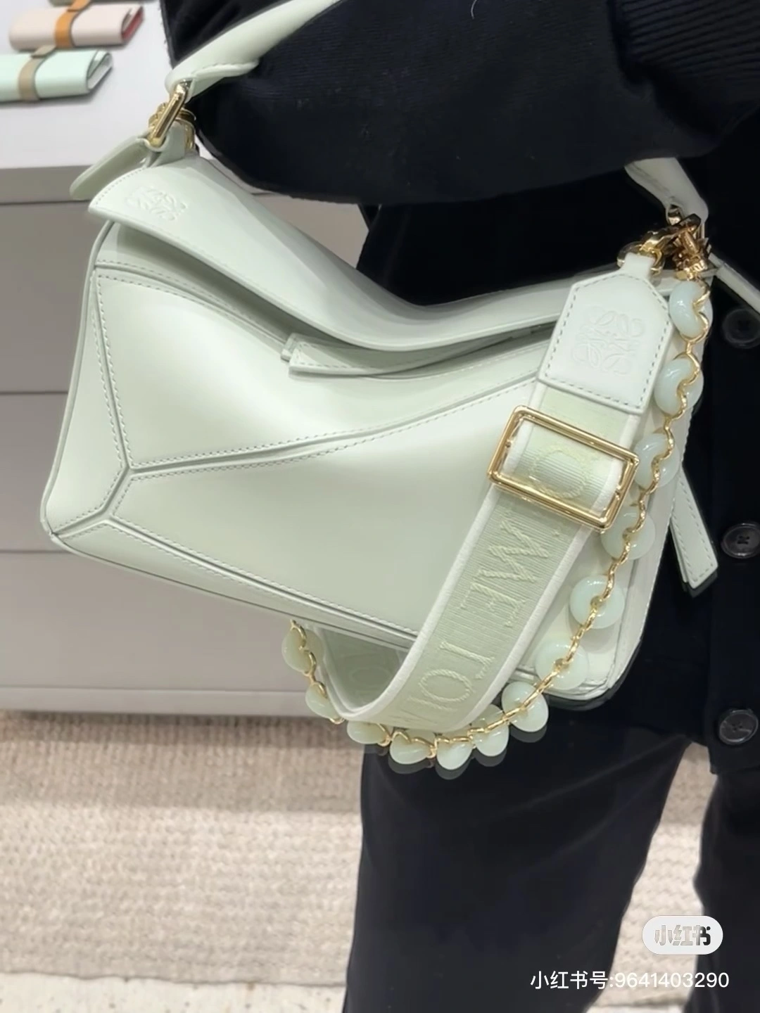 Reasonably priced Loewe Puzzle Bags