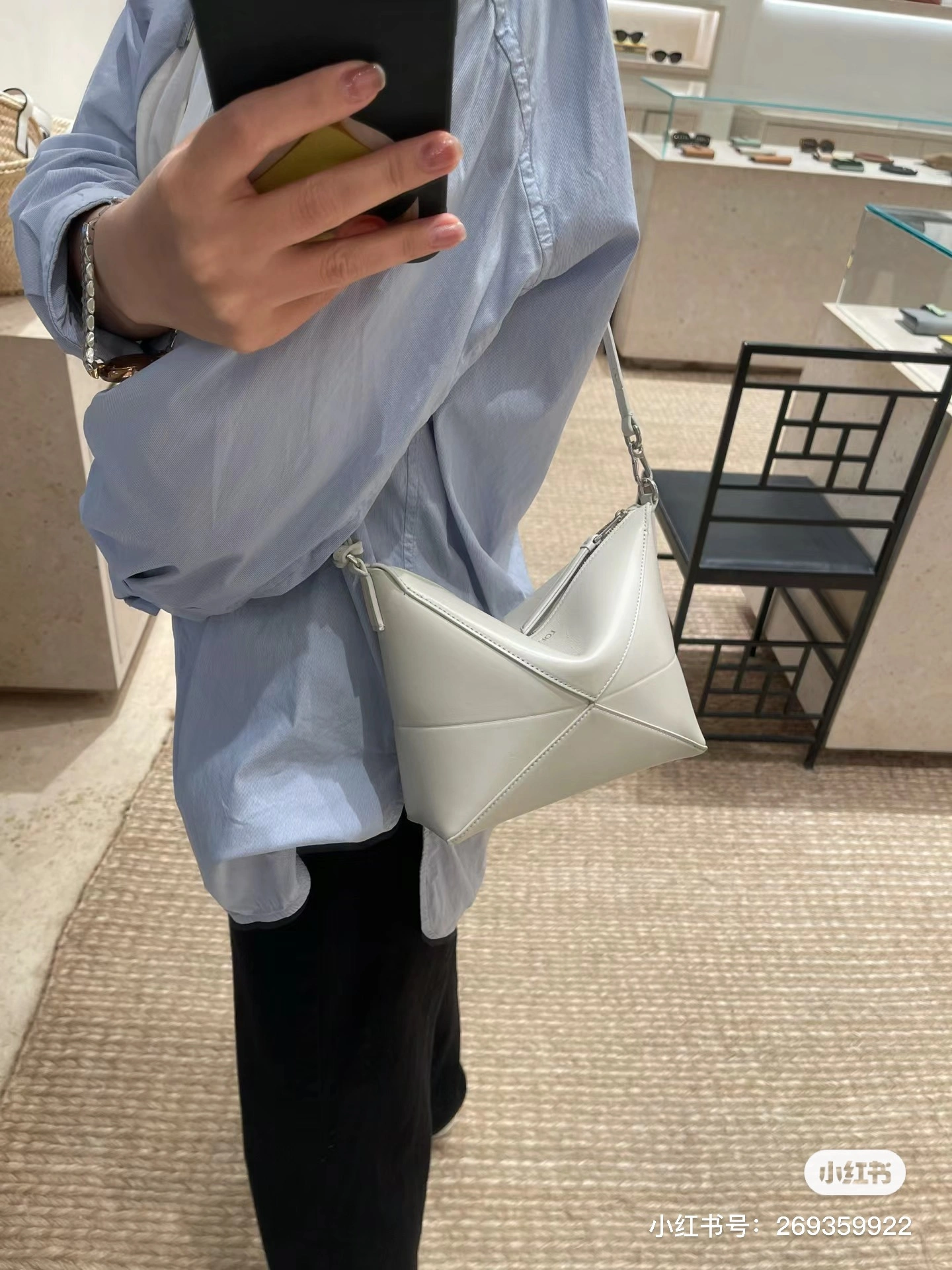 High fidelity Loewe Puzzle Bags