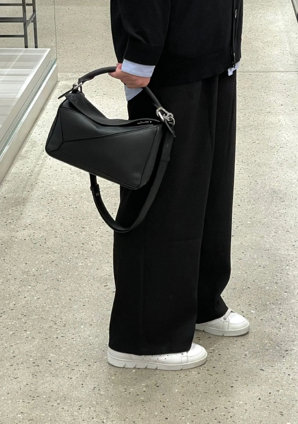 Low-cost Loewe Puzzle Bags