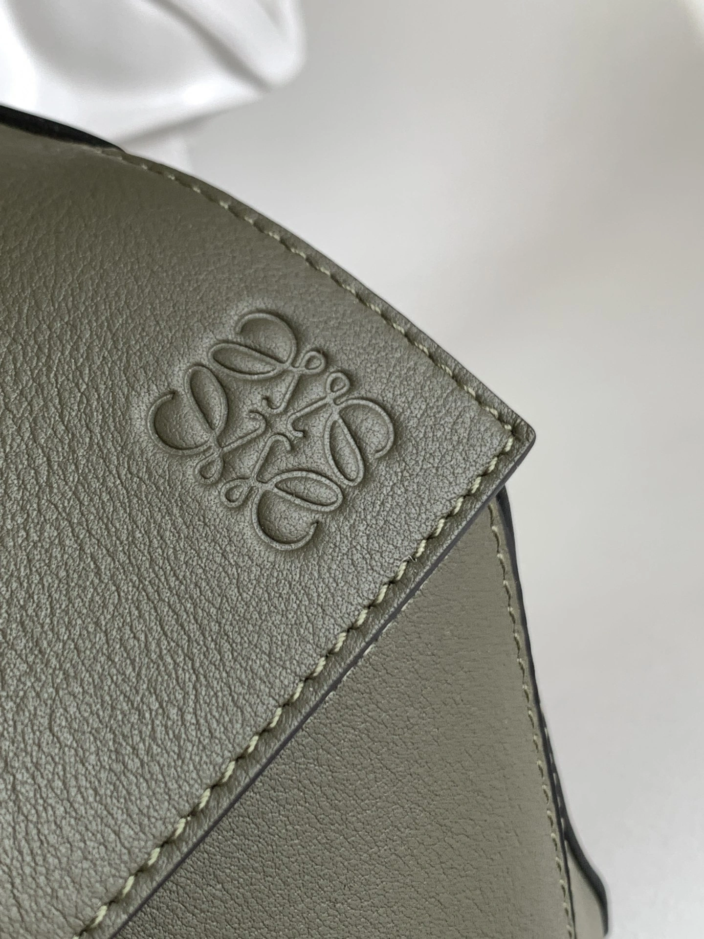 Official Loewe Puzzle Bags