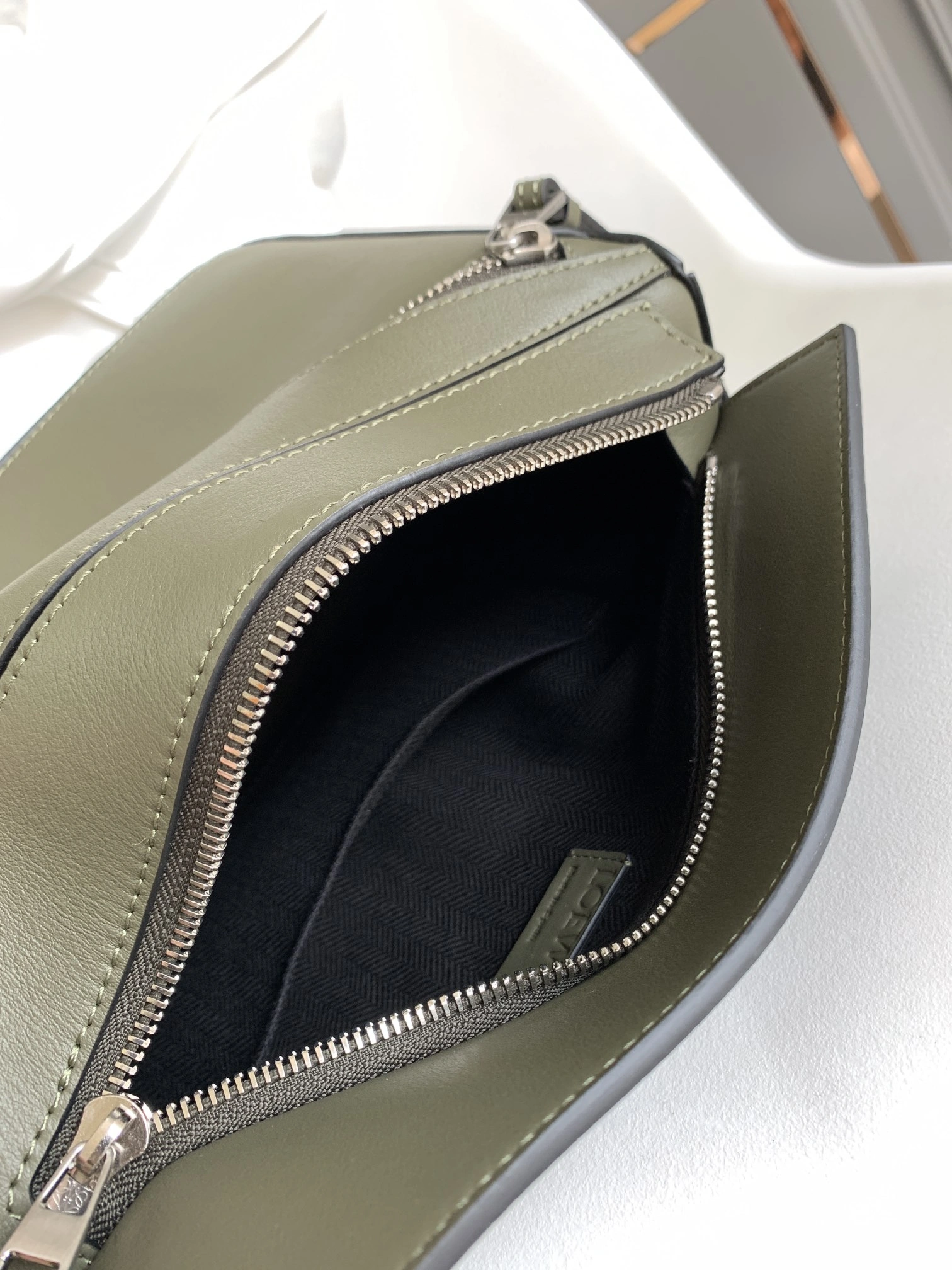 Official Loewe Puzzle Bags