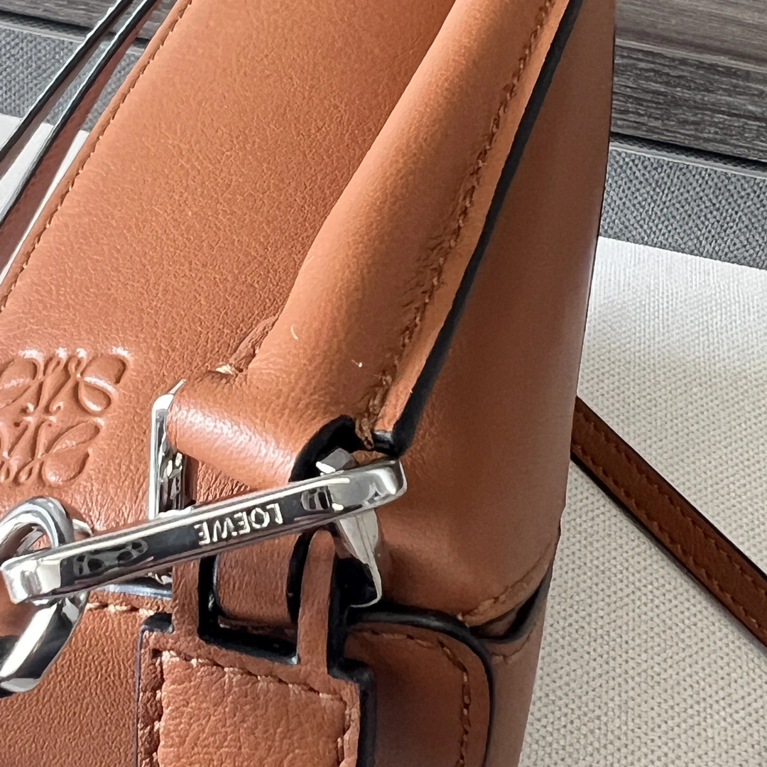 Bargain Loewe Puzzle Bags