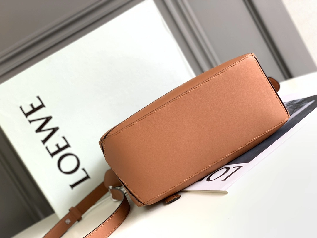 Brand-original Loewe Puzzle Bags