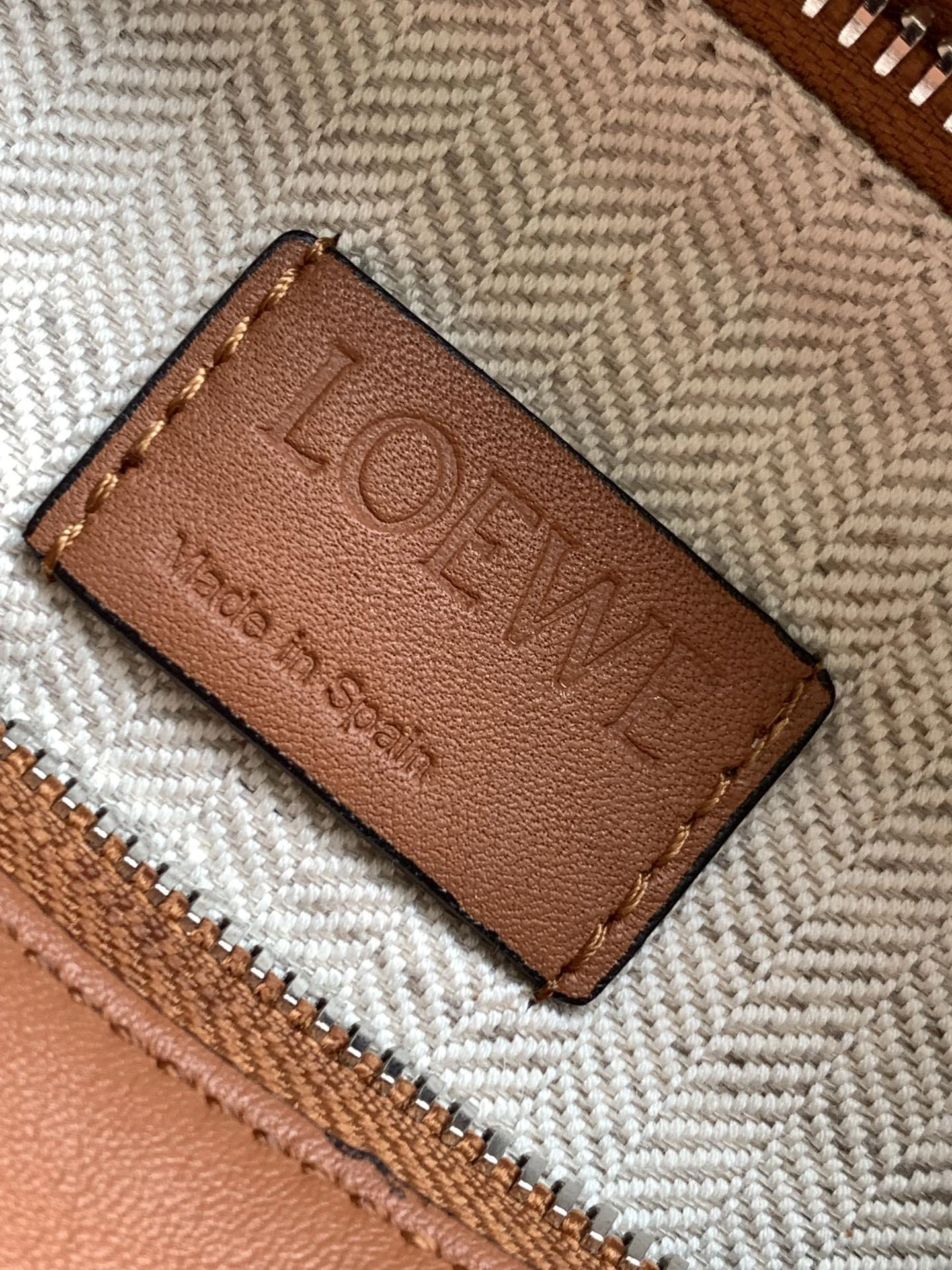 Brand-original Loewe Puzzle Bags