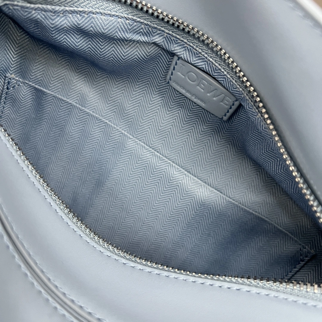 Reasonably priced Loewe Puzzle Bags
