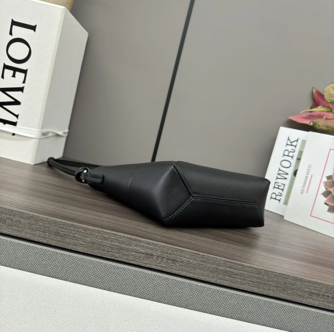 Discounted Loewe Puzzle Bags