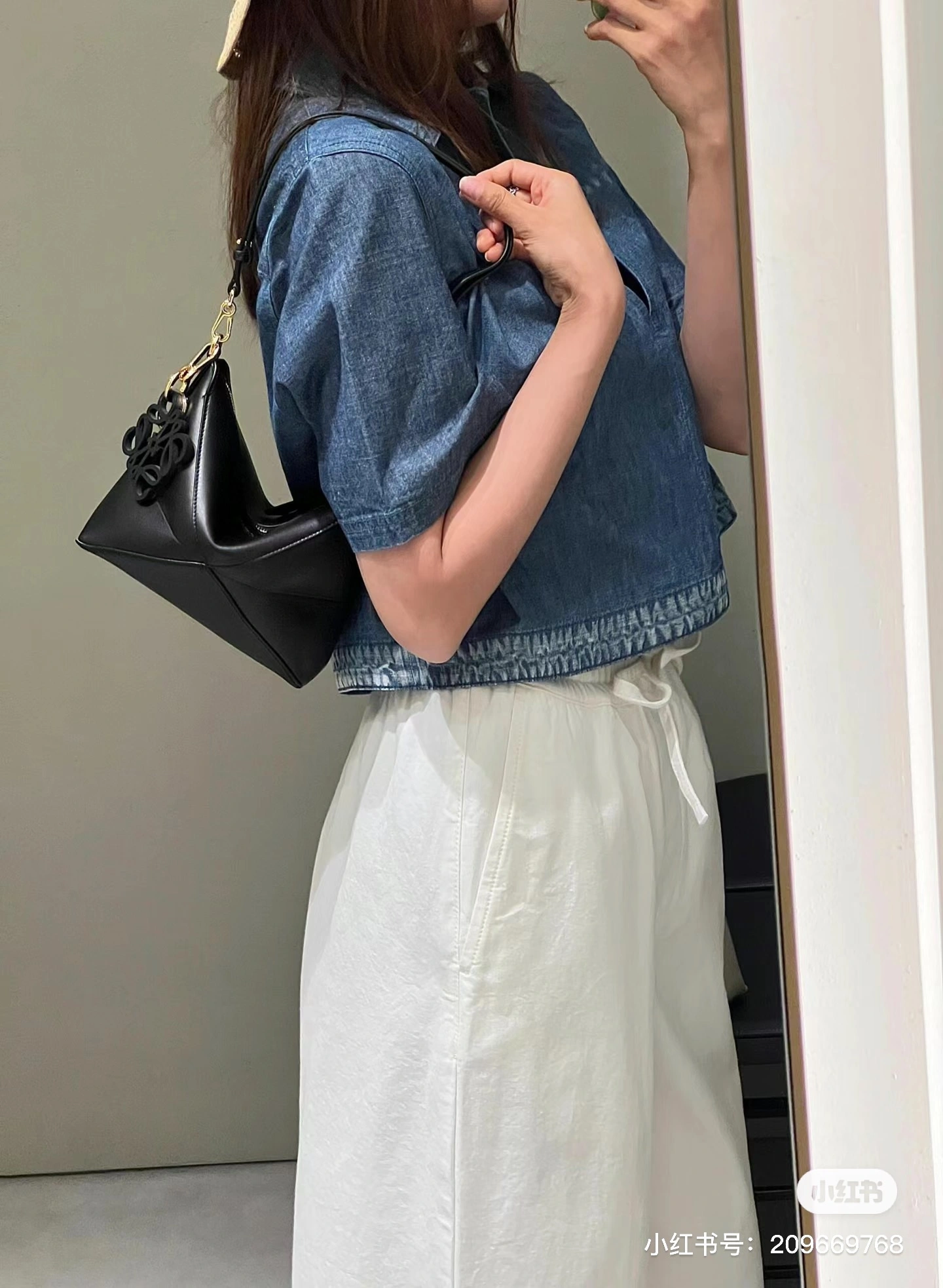 Discounted Loewe Puzzle Bags