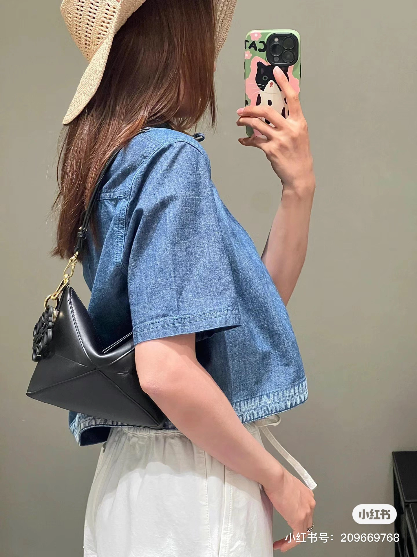 Discounted Loewe Puzzle Bags