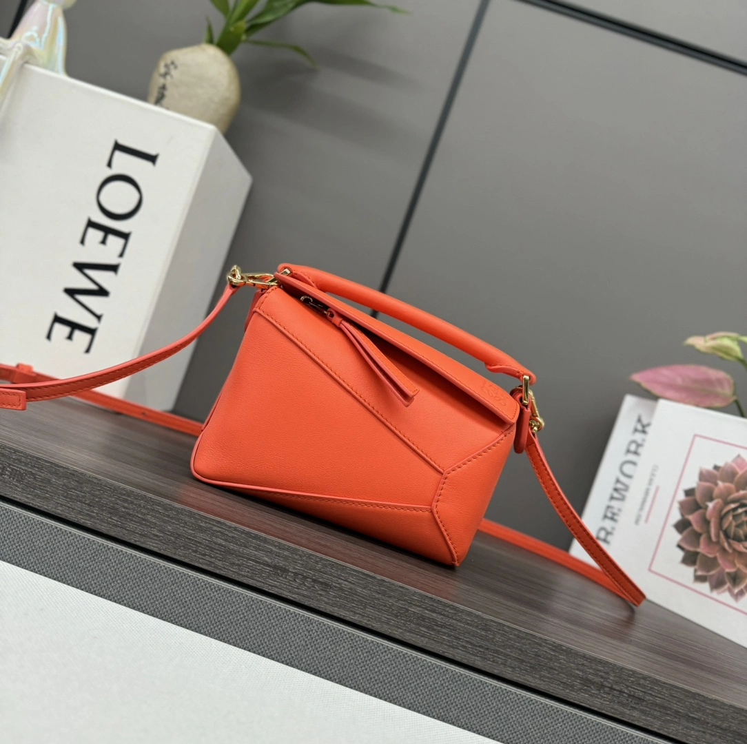 Loewe Puzzle Bags