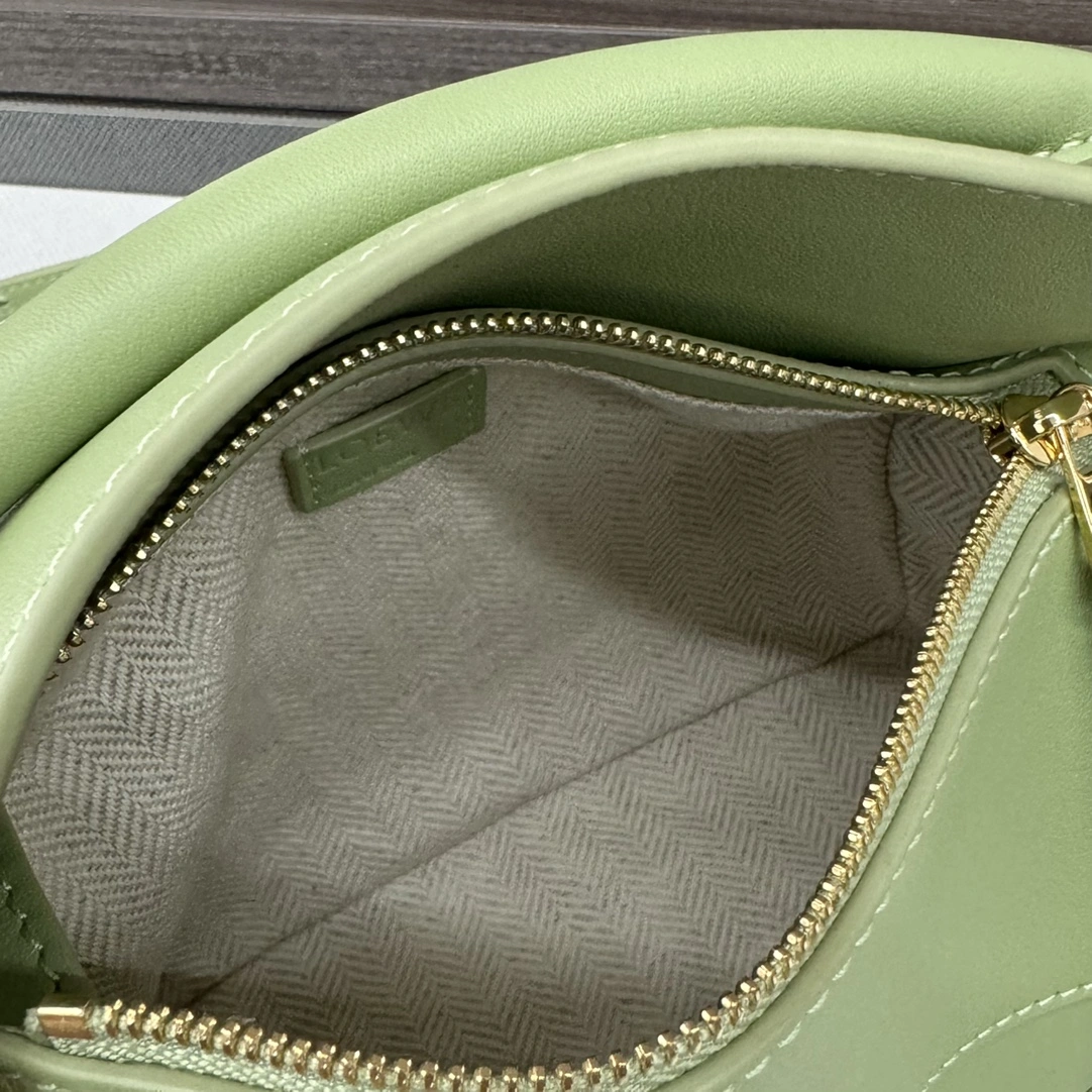 Discounted Loewe Puzzle Bags