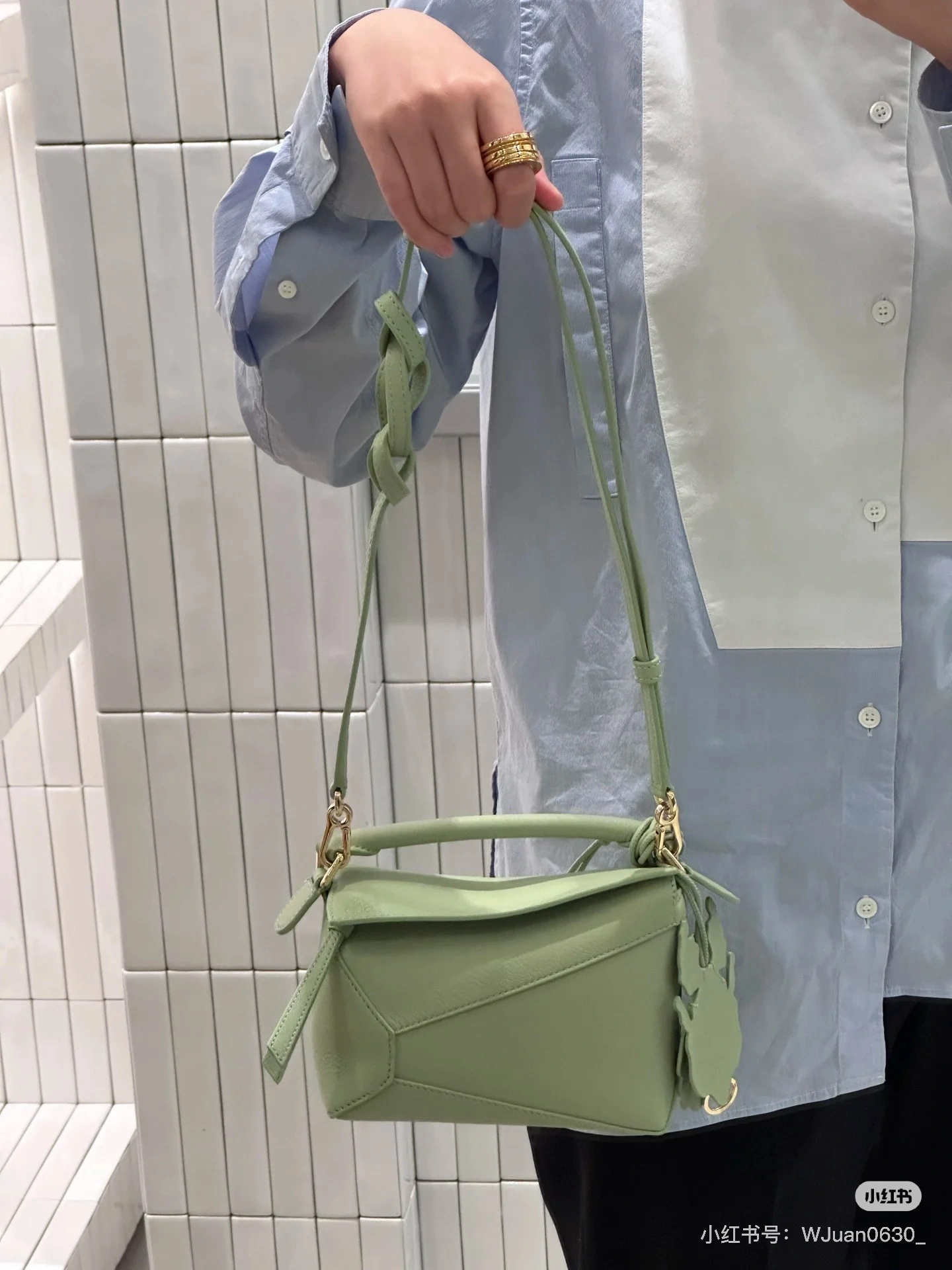 Discounted Loewe Puzzle Bags