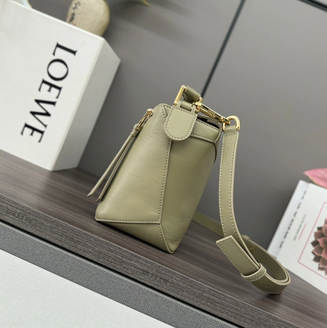Economical Loewe Puzzle Bags