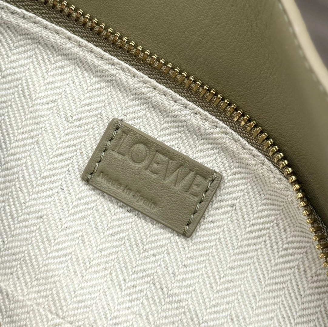 Economical Loewe Puzzle Bags