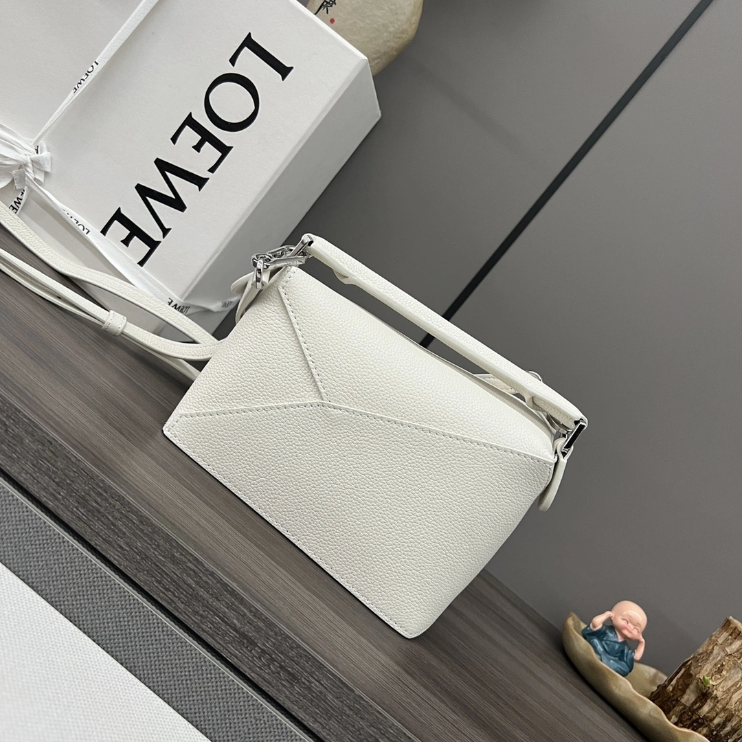 Inexpensive Loewe Puzzle Bags