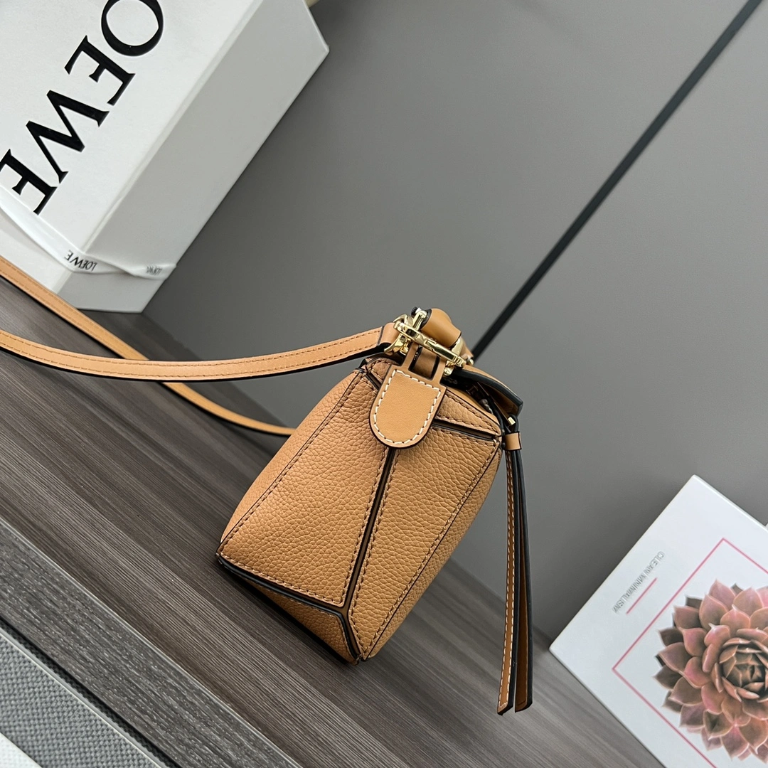 Budget-friendly Loewe Puzzle Bags