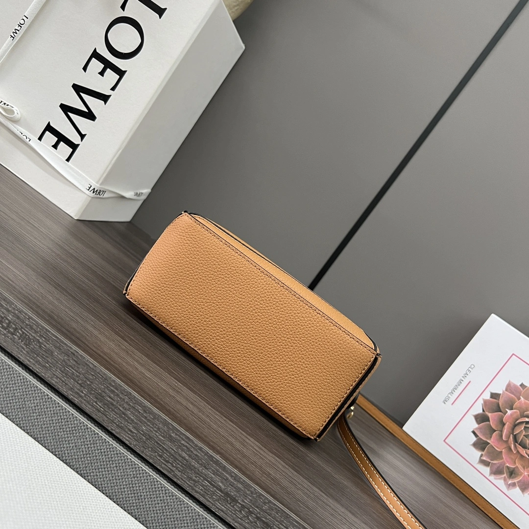 Budget-friendly Loewe Puzzle Bags