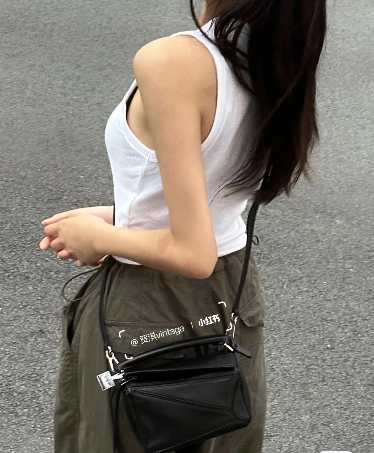 Low-cost Loewe Puzzle Bags