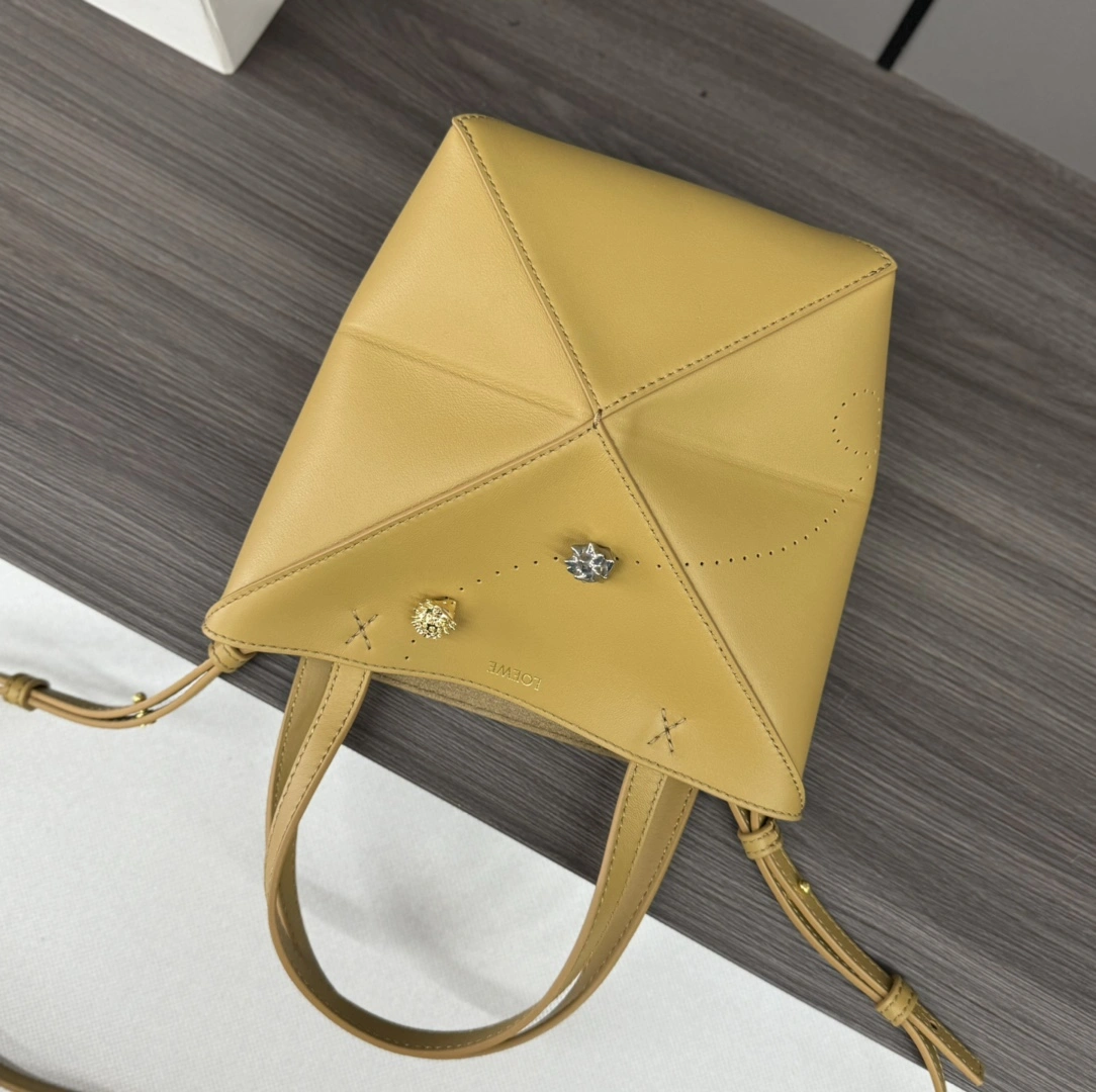 Budget-friendly Loewe Puzzle Bags