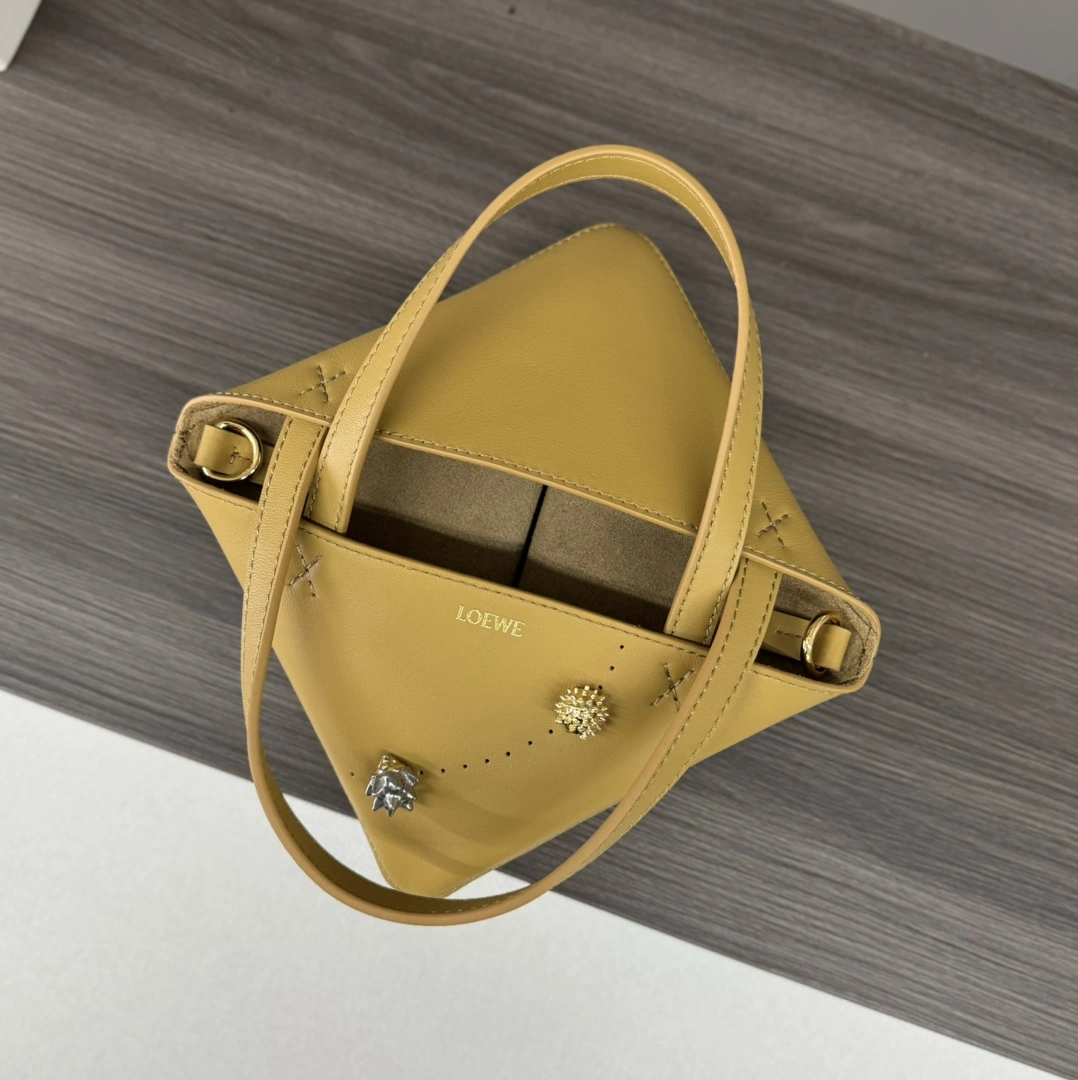 Budget-friendly Loewe Puzzle Bags