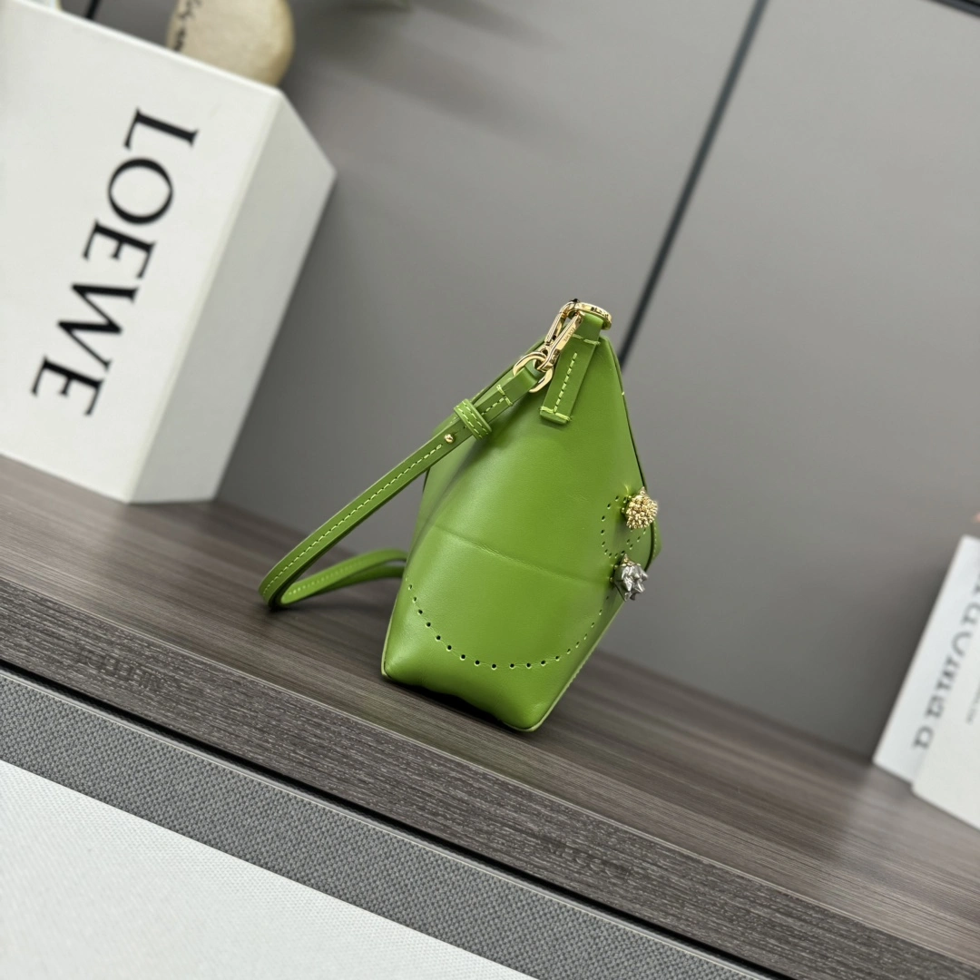 Inexpensive Loewe Puzzle Bags