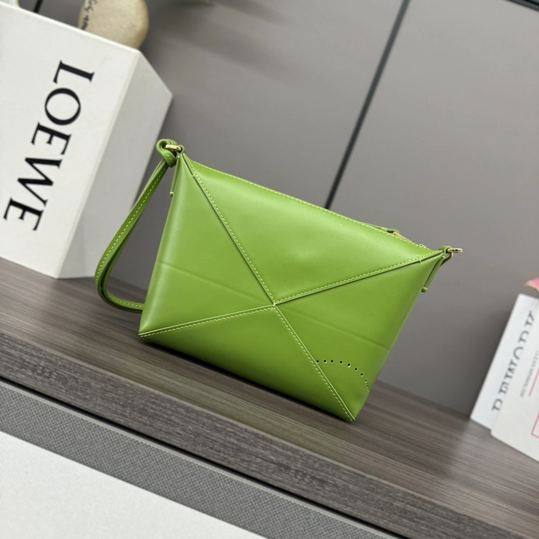 Inexpensive Loewe Puzzle Bags
