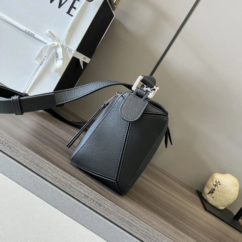 Reasonably priced Loewe Puzzle Bags