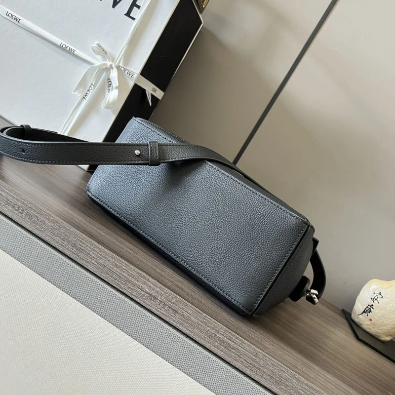 Reasonably priced Loewe Puzzle Bags