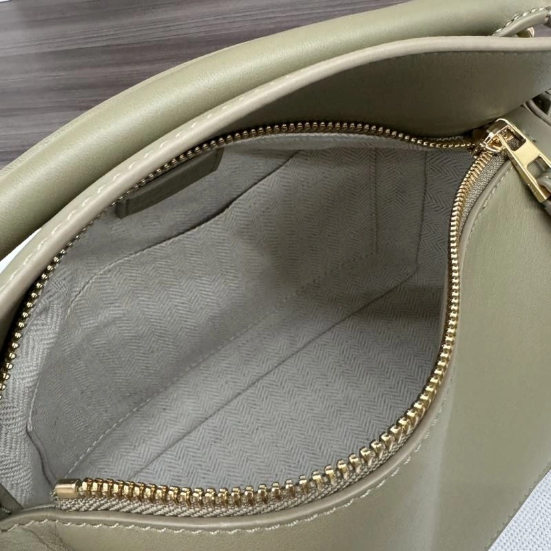 Official Loewe Puzzle Bags