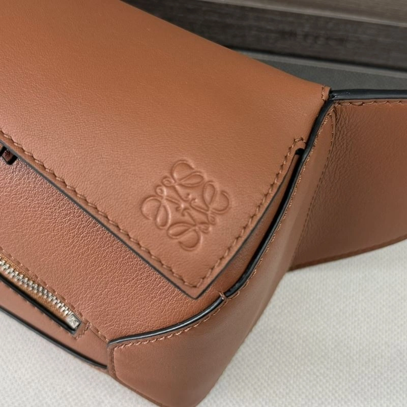 Accurate model Loewe Puzzle Bags