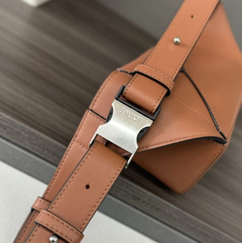Accurate model Loewe Puzzle Bags