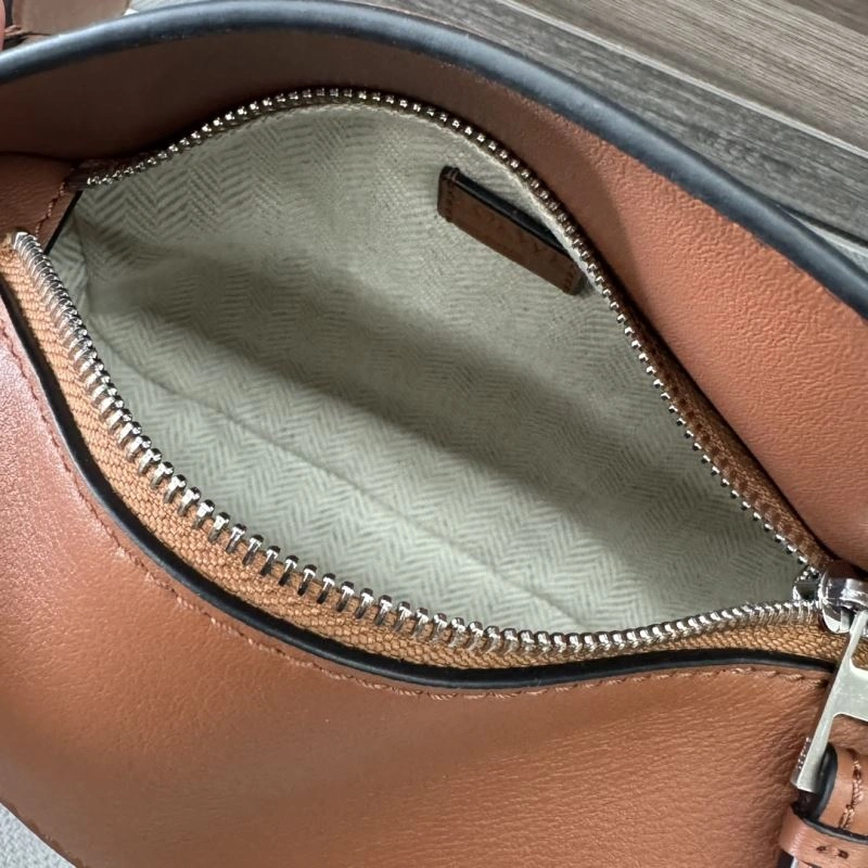 Accurate model Loewe Puzzle Bags
