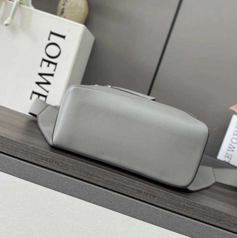 Top match Loewe Puzzle Bags