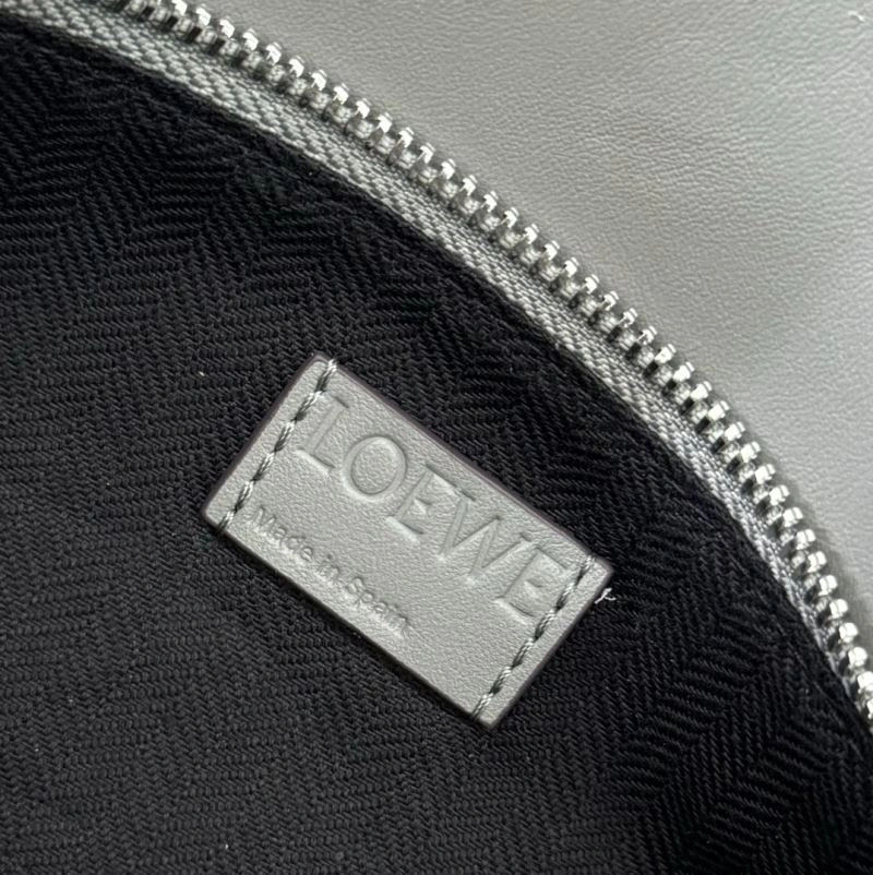 Top match Loewe Puzzle Bags