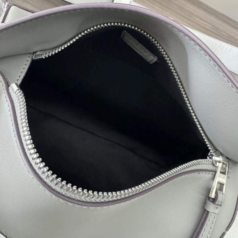 Top match Loewe Puzzle Bags